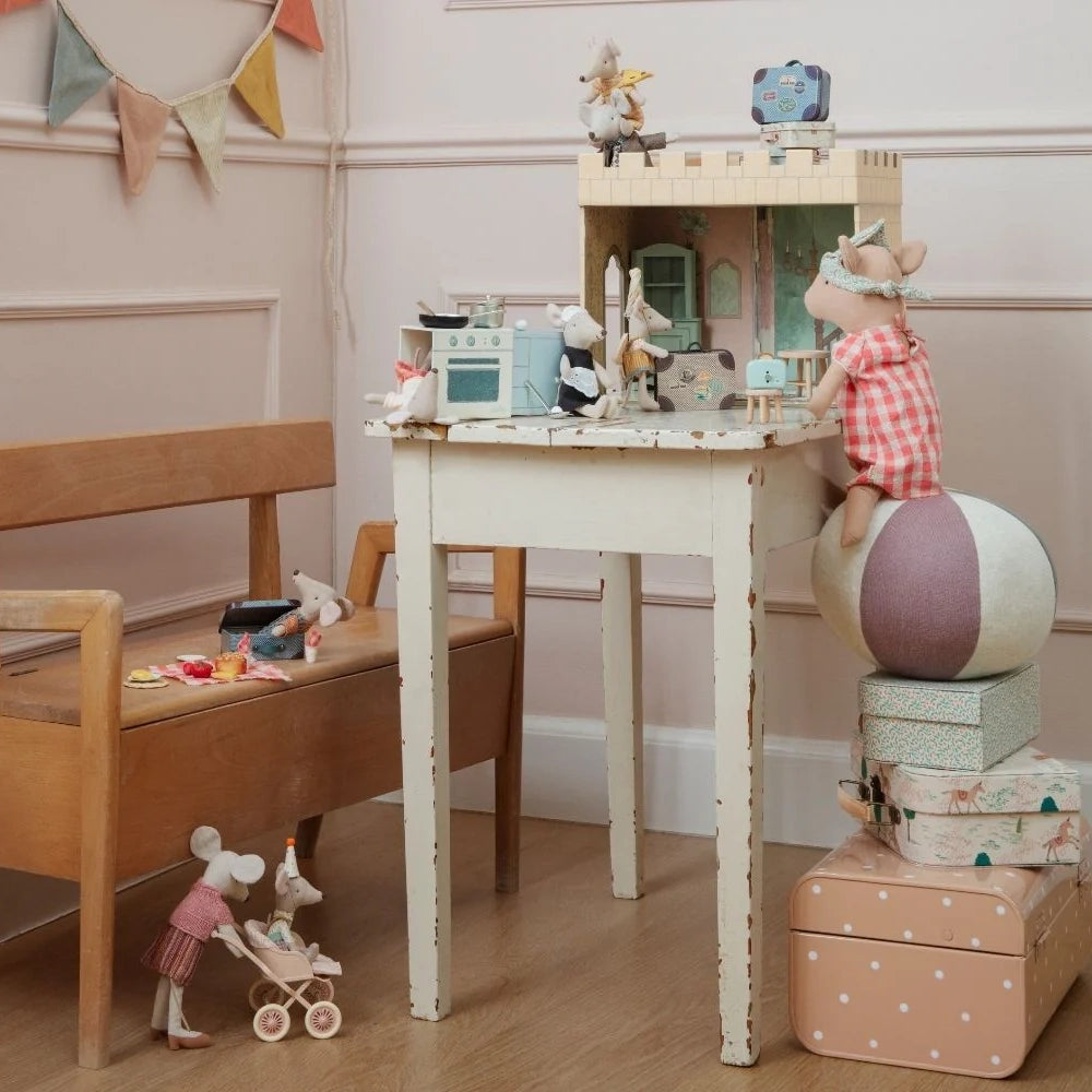 Maileg Castle Hall: A fairytale home for mice – Beluga Kids